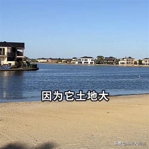 郭德纲墨尔本豪宅曝光！网红实地探访：门口停着两辆豪车，占地4000多平