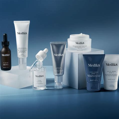 Medik8 ADVANCED NIGHT RESTORE зволожувальний засіб купити в Києві та
