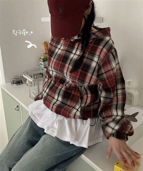 [지금부터쭉 ] 체크 스트링 아방 크롭 후드티 긴팔티 크롭후드 레이어드티 에이블리