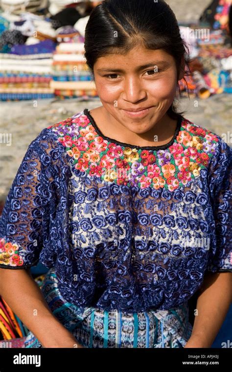 Guatemala Antigua Shopping Textiles Banque De Photographies Et Dimages