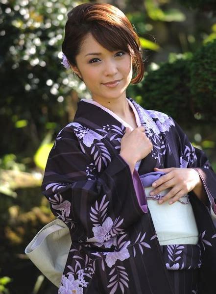 伊泽千夏 快懂百科