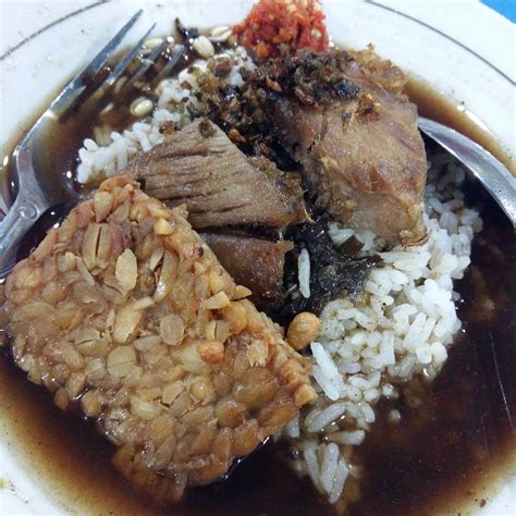 5 Tempat Makan Nasi Rawon Paling Favorit Di Surabaya Nikmat Abis