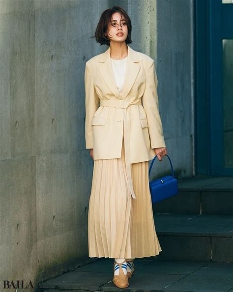 【気温19度の服装まとめ30選】最高・最低気温19度の春や秋におすすめのレディースコーデを公開！｜＠baila