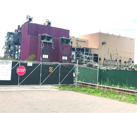Presque Isle Power Plant Demolition Continues News Sports Jobs