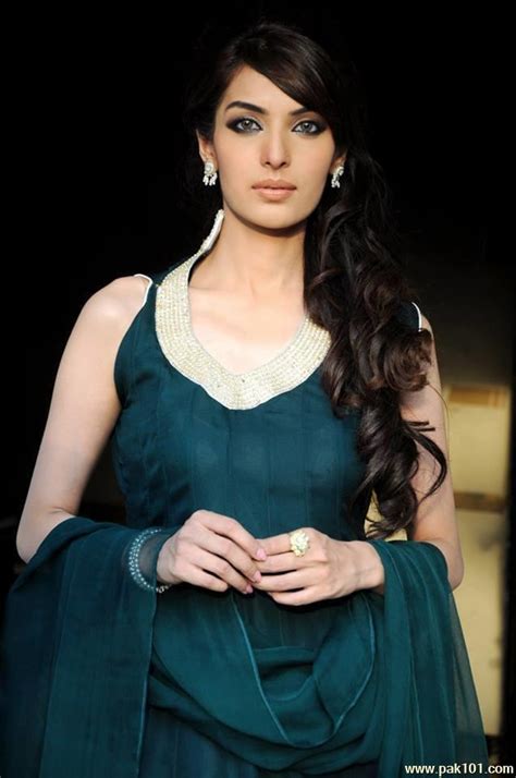 Gallery Actresses Saeeda Imtiaz Saeeda Imtiaz Female Fashion