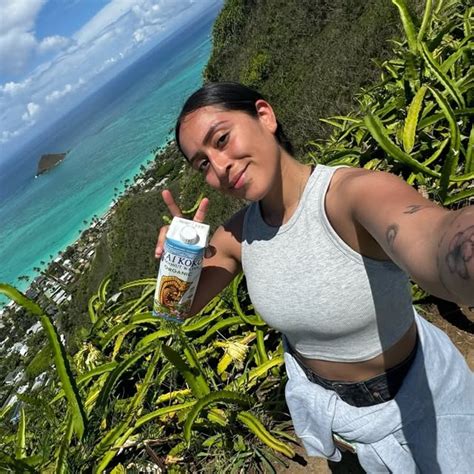 Vanessa Vanessc7 • Threads Say More