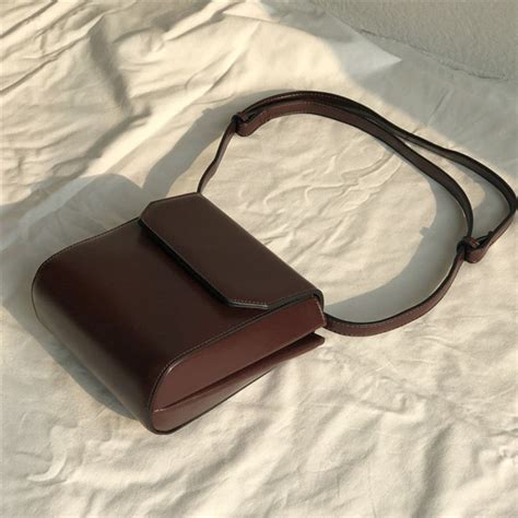 너무 예뻐요 레트로 각진 사각 스몰 스퀘어 메신저 크로스 바디 숄더 백 원숄더 싱글 고급진 인조 가죽 지퍼 포켓 블랙 와인 가을