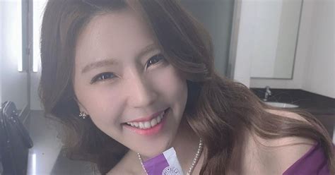 주영훈♥ 이윤미 기품 넘치는 41세 딸셋맘푹 파인 드레스 찰떡