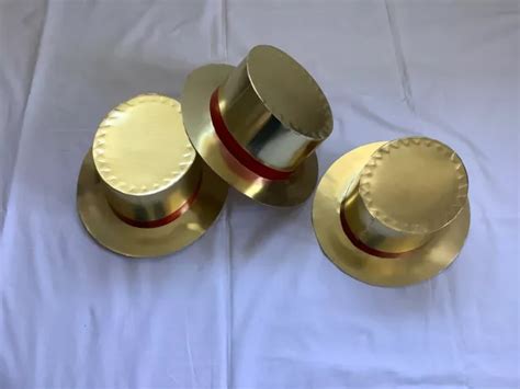 Fancy Dress Top Hats X3 Gold With Red Band 57cm £250 Picclick Uk