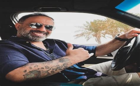 من هو فارس عاشور ويكيبيديا مجلة البرونزية