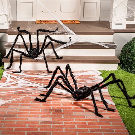 Creepy Giant Spider Halloween Decoration Ideas For Your Home