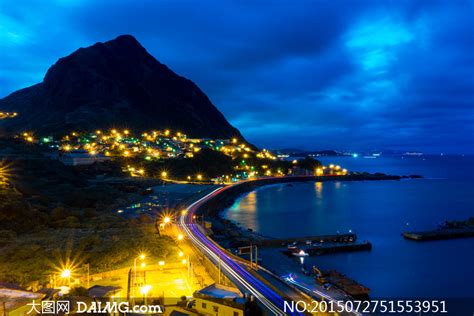大山里的夜景图片 山区农村夜景 山上夜晚图片 大山谷图库