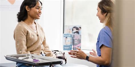 Everything You Should Know About Your First Gynecologist Appointment