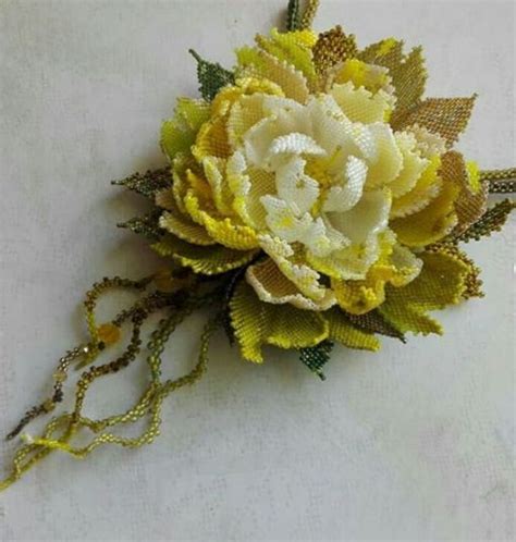 Цветы из бисера Идеи для бисероплетения