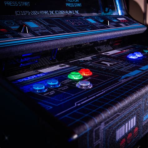 Asteroids Recharged Pro Arcade Edition Atari®