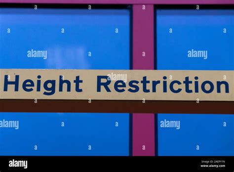 Height Restriction Sign Hi Res Stock Photography And Images Alamy