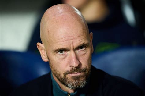 Manchester United Boss Erik Ten Hag Desperate To Sign Barcelona Star