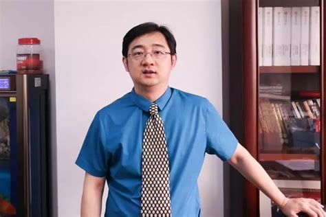 王海波：移动oa办公系统的应用现状及发展趋势