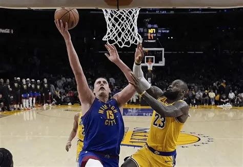 狂轰7连胜！悄悄冲上联盟第一！nba最有冠军相的球队，老大被低估