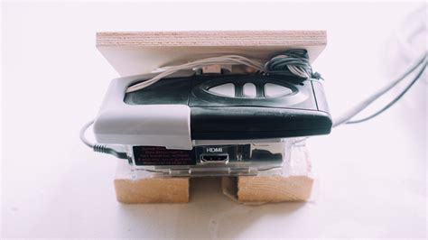 Controlling Both A Projector And A Screen With A Raspberry Pi