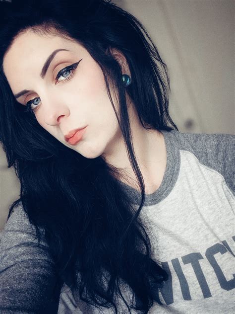 Introducing Kate Cryptid All You Need To Know About The Onlyfans Model
