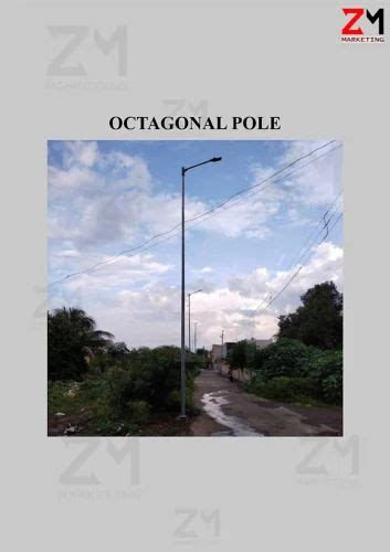 Galvanized Iron GI Dual Arm Octagonal Lighting Pole For Outdoor At