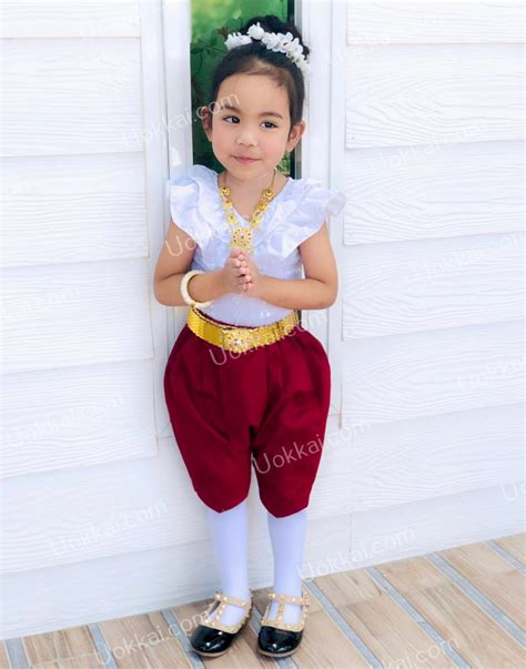 ชุดไทยโจงกระเบน ชุดไทยไปโรงเรียน ชุดไทยเด็กผู้หญิง