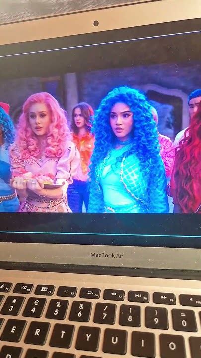 Uliana Edit Descendants Youtube