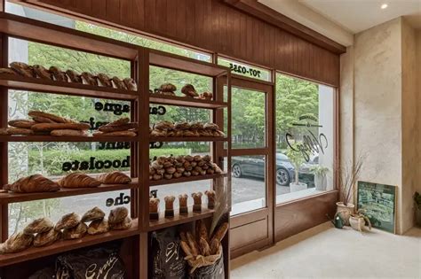 빈티지한 유럽미장 우드톤 고급스러운 13평 베이커리 인테리어 분당구 서현동