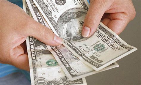 Peso Cae Ante Fortaleza De Dólar Bmv Avanza
