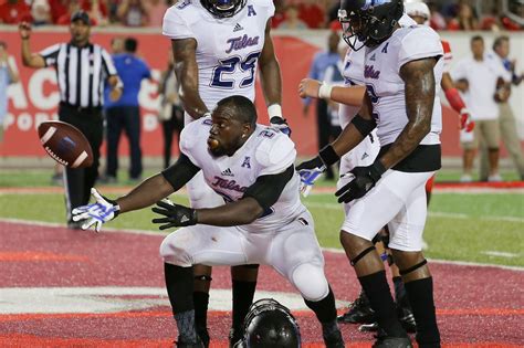 Read Ncaa Footballs Celebration Unsportsmanlike Conduct Rules Sbnation