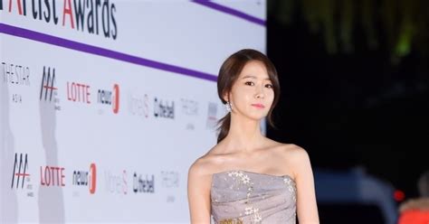 윤아 동화 속 무도회 공주님처럼 2016 아시아 아티스트 어워즈