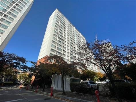 고양시 일산 아파트경매 32평형4억2천 식사동 일산은행초등학교인근 은행마을3단지 Sk뷰 19층 유찰1회 일산은행마을아파트
