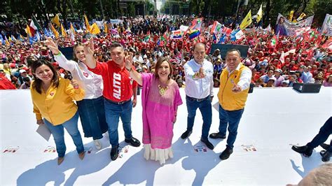 Xóchitl Gálvez Recibe Constancia Tras Ganar Proceso Interno Del Frente