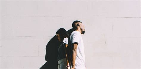 9 Telltale Signs Of A False Twin Flame Twin Flames Universe