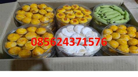 085624371576 Tempat Parcel Kue Kering Populer By Aziibornbrave On