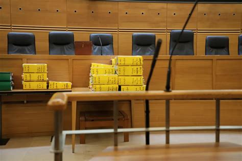 Procès Dun Féminicide Réclusion Criminelle à Perpétuité Pour Meurtre