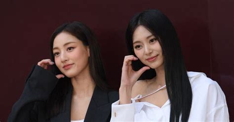 포토 트와이스 지효 쯔위 러블리