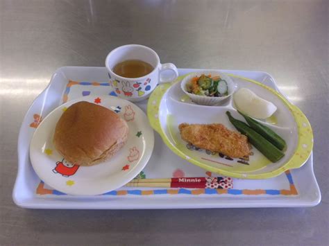 今日の給食・おやつ ﾟﾟ魚のフライﾟ 大分市の保育園【宗方保育園】