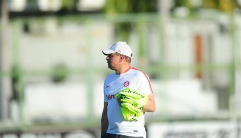 Celso Juarez Mexidas E O Sobrenatural Arquibancada Colorada