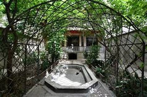 عکس ناراحت کننده از خانه فروغ فرخزاد