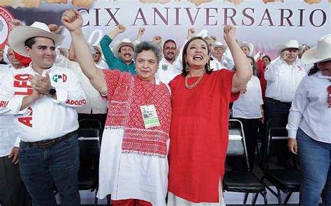 Beatriz Paredes Reaparece En Acto De Xóchitl Gálvez Aristegui Noticias