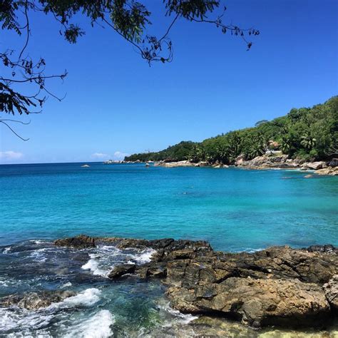 Пляжи острова Маэ