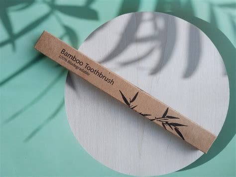 Бамбуковая зубная щетка Bamboo Toothbrush мягкая - «Такая простая, но ...