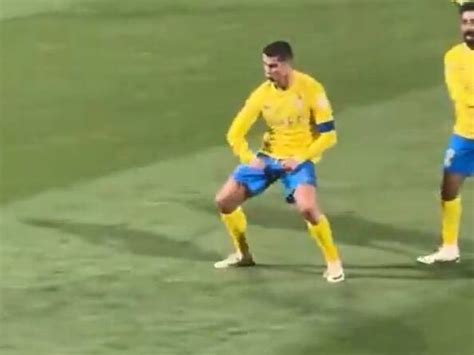Polémico Gesto De Cristiano Ronaldo Genera Polémica En Arabia Saudita