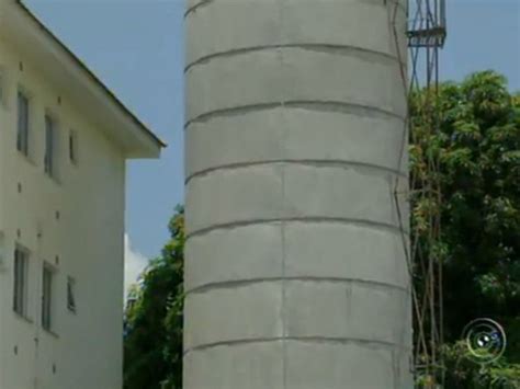 G1 Moradores da Zona Norte de Sorocaba reclamam de falta de água