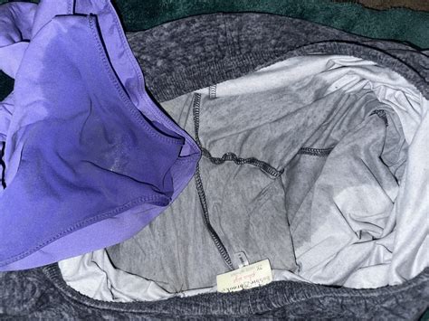 Peed My Leggings And Panties Omorashi Experiences Omorashi