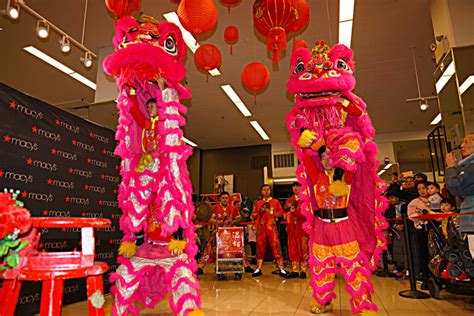 PHOTOS Macys Celebrates The Lunar New Year In Flushing QNS