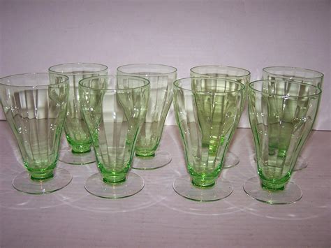 8 Green Depression Glass Paneled Optic Footed Cone Tumblers Parfait