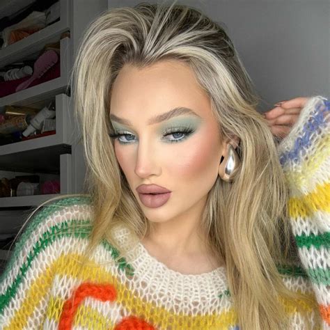 7 Filipino Beauty Influencers That Tried The Meredith Duxbury Challenge